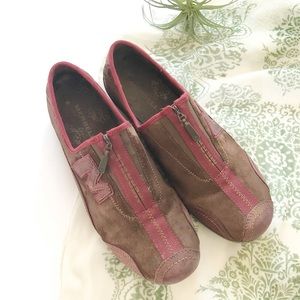 Merrell | Shoes | Merrell Arabesque Leather Zip Slip On Flat Shoes 8 ...